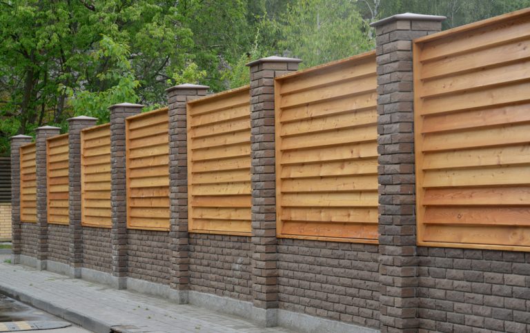 Constructii garduri: Materiale - Tipuri - Sfaturi | Reformex
