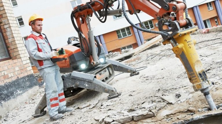 Manopera demolari: Preturi - Caracteristici - Sfaturi | Reformex